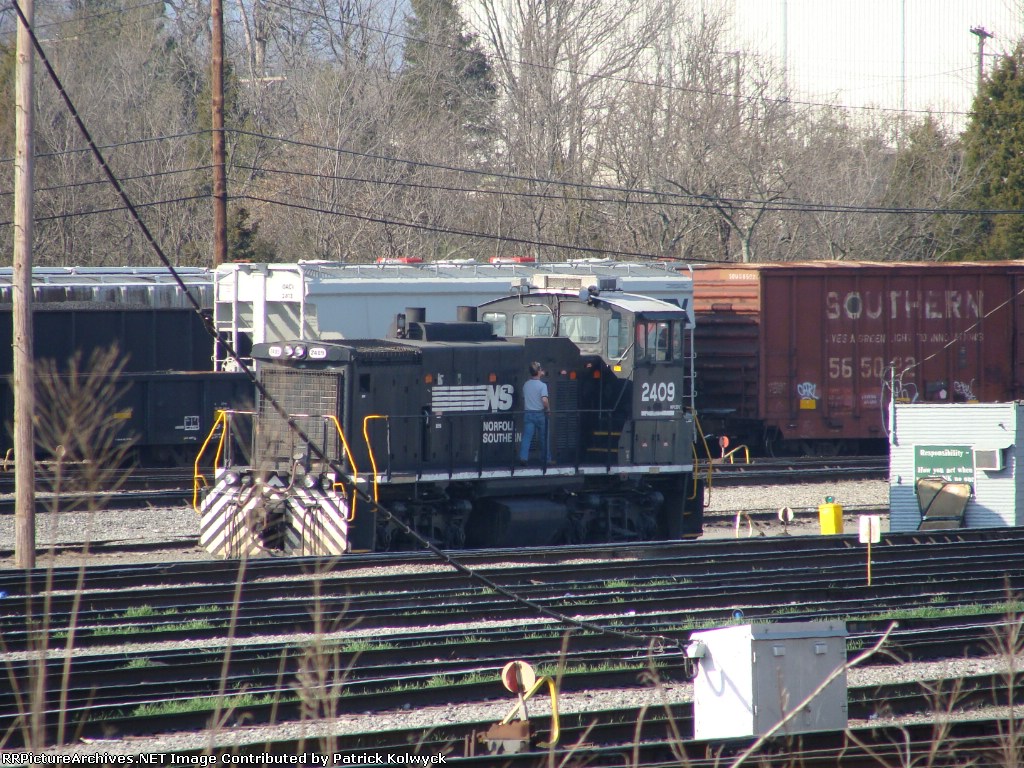NS 2409